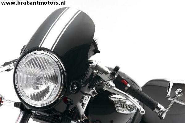 Thruxton 900: Fly-Screen Thruxton